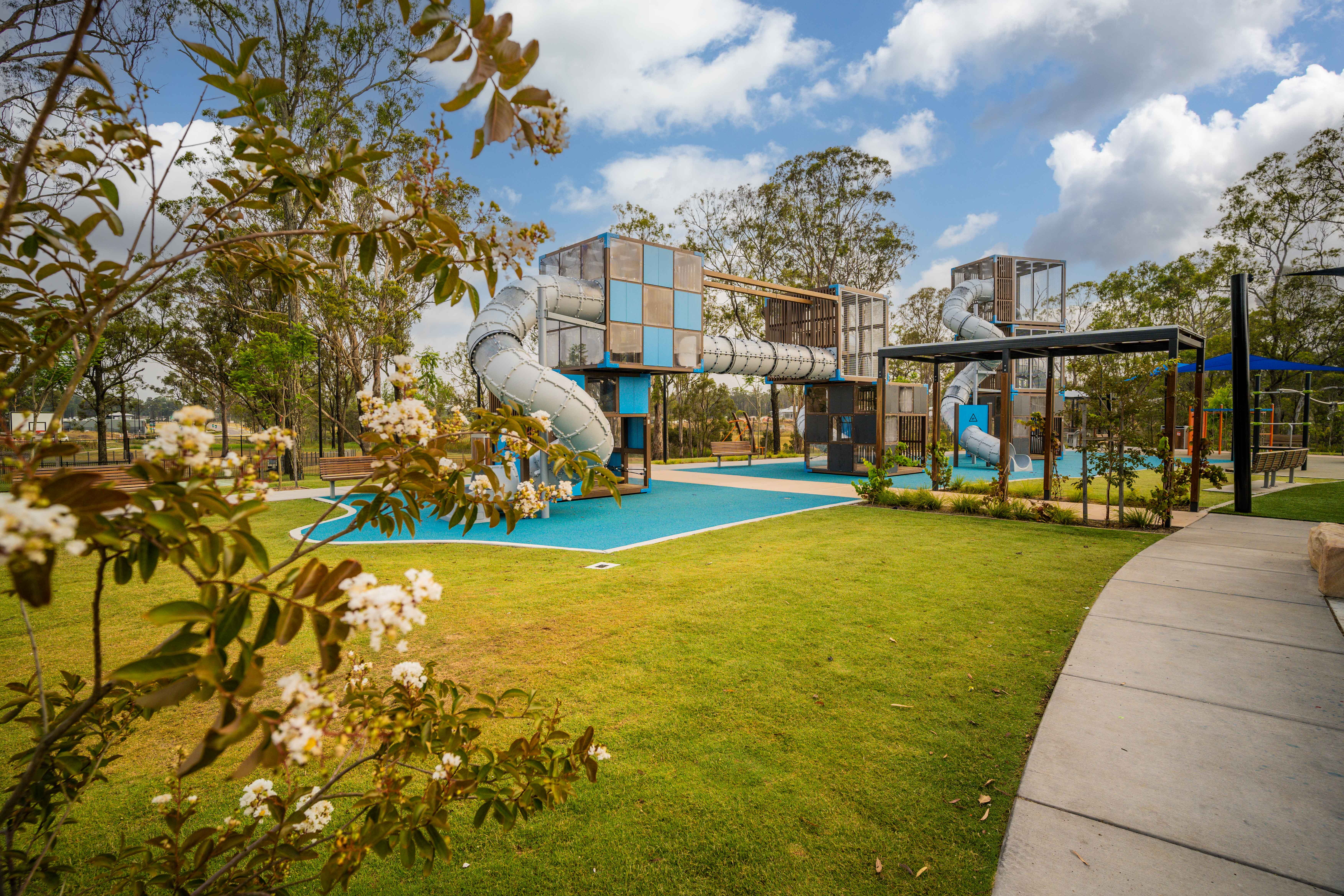 Parks and Playgrounds in and around Huntlee